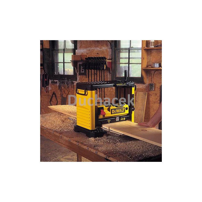 DW733 Protahovačka, tloušťkovačka, hoblovka DeWalt